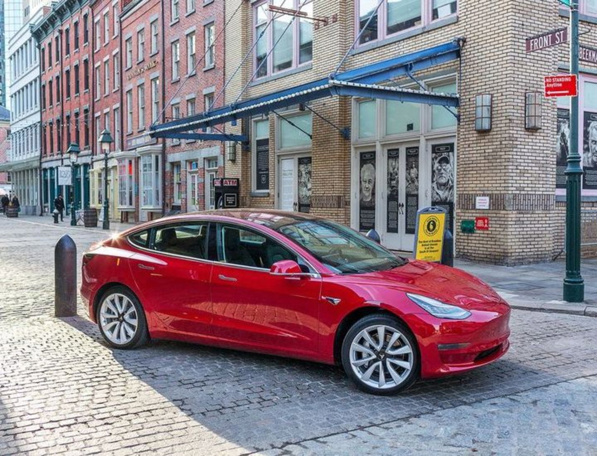 El Model 3 no se produce tanto por culpa de las baterías