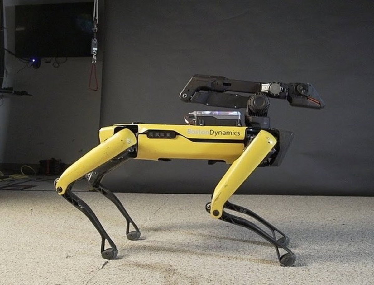 Boston Dynamics hace que su perro robot baile el moonwalk