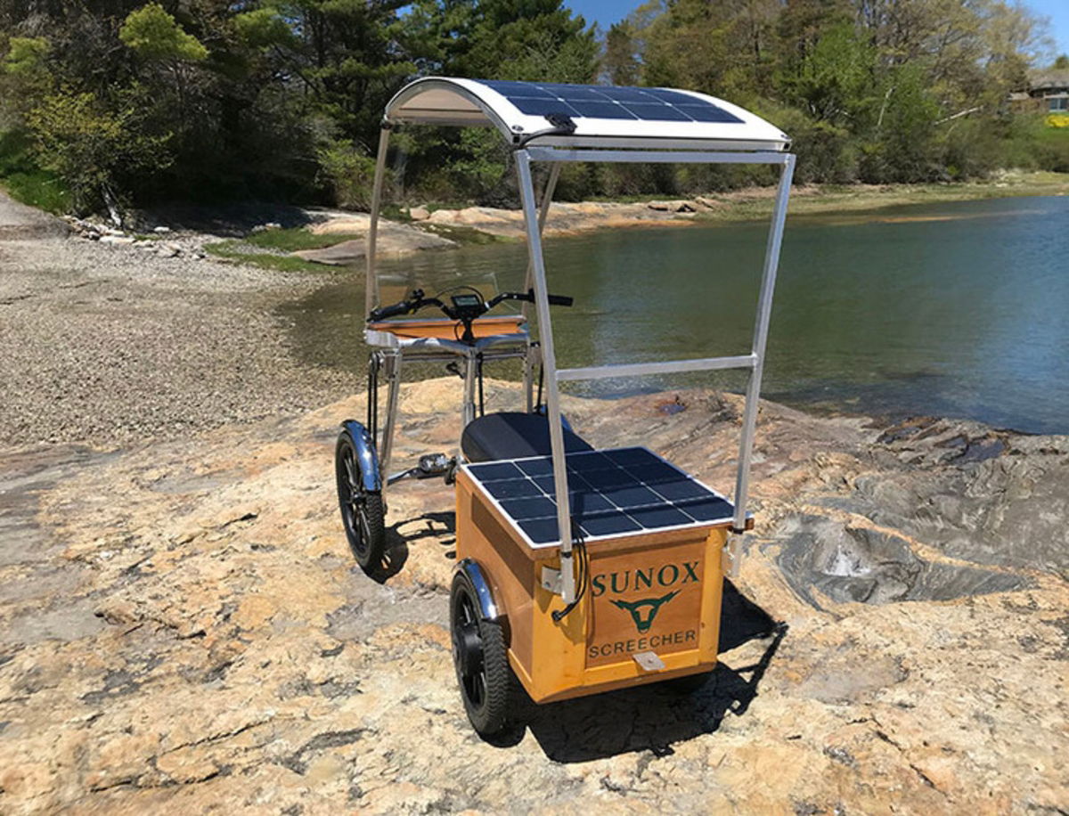 Screecher, un cuadriciclo eléctrico que va con energía solar