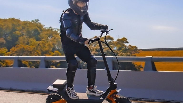 Fiido Beast, el patinete eléctrico creado para la conducción todoterreno