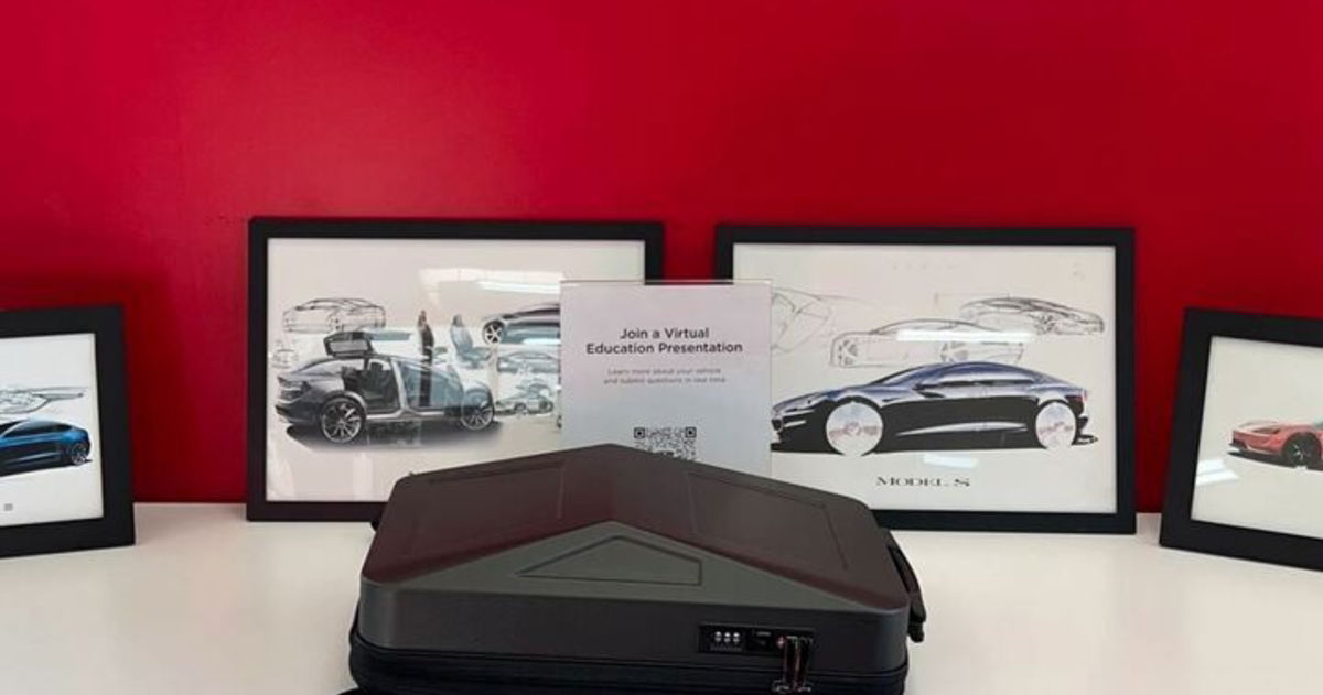 CYBERBACKPACK, The Futuristic Backpack Inspired By The Tesla Cybertruck ...