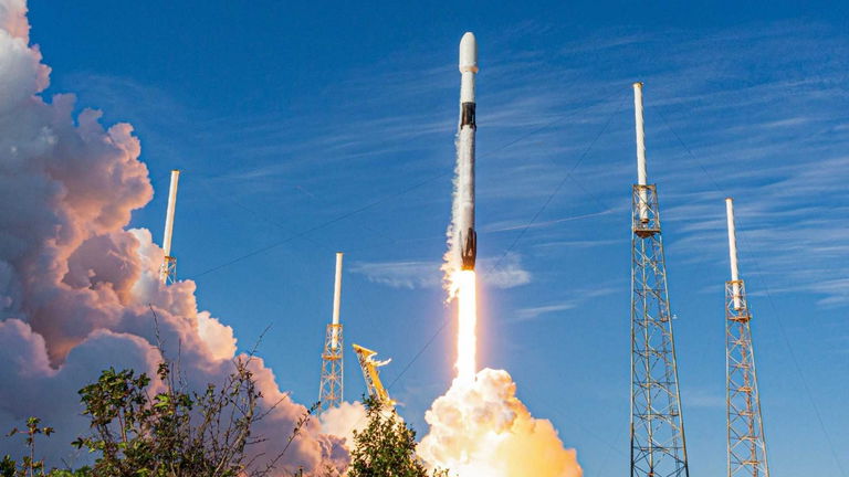 La eficiencia de SpaceX en vídeo: tres despegues y aterrizajes con éxito en tres días consecutivos