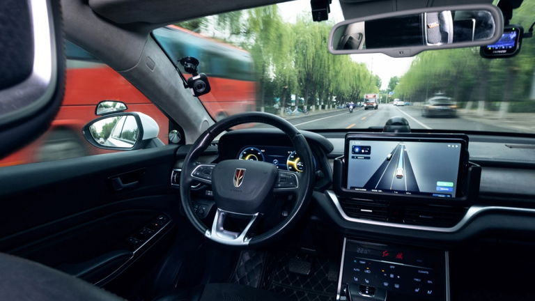 El gigante tecnológico chino Baidu empezará a probar sus taxis sin ...