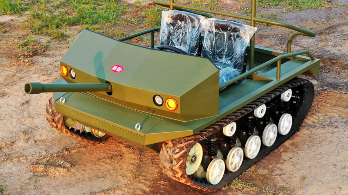 Ahora puedes tener un mini tanque en la puerta de tu casa: es eléctrico ...