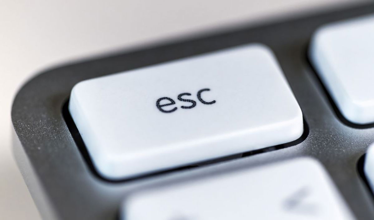 Para qué sirve la tecla Esc o Escape y cómo usarla bien